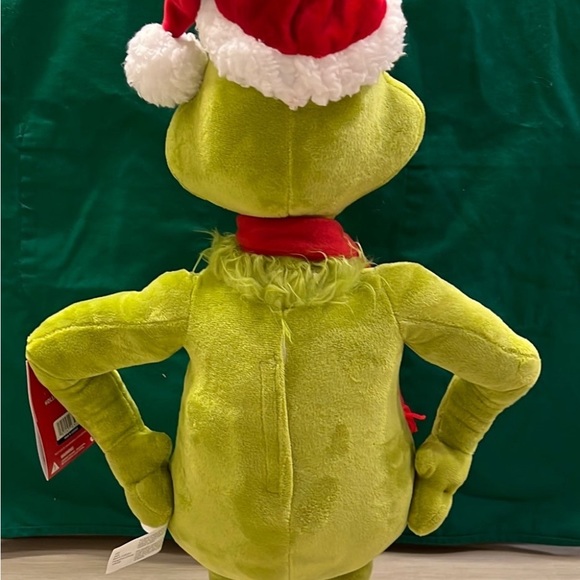 The Grinch | Holiday | Lighted Grinch Holiday Greeter | Poshmark